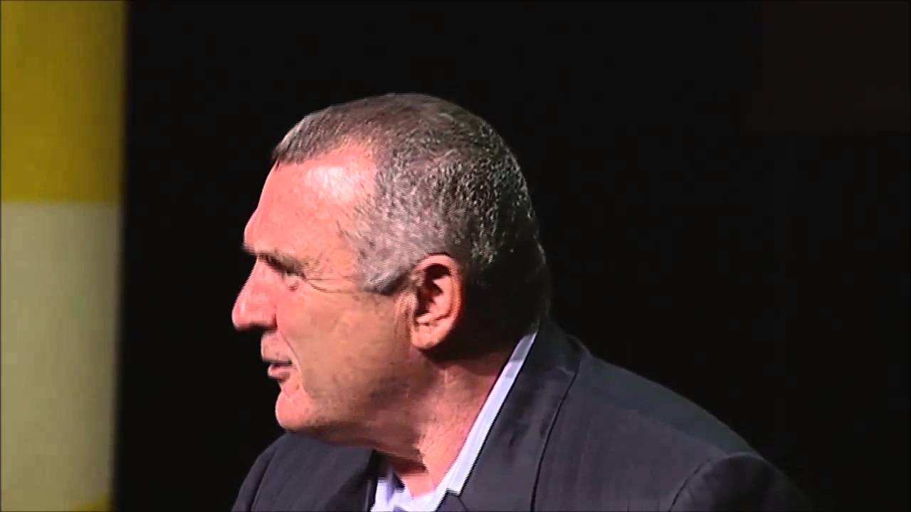 Motivational Public Speaker Daniel Rudy Ruettiger - YouTube