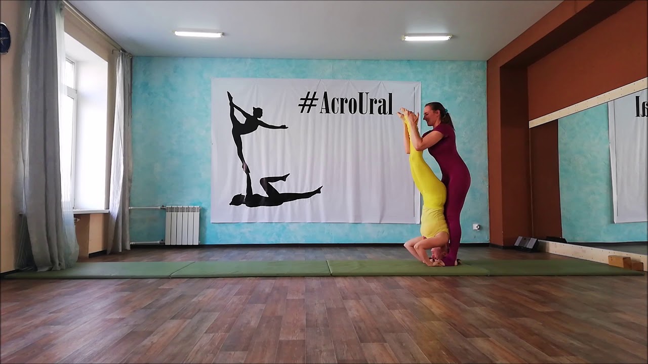 AcroFlow. Olga & Sveta - YouTube