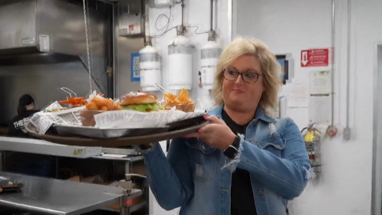 Fork in the Road: Sullivan's Square Pub - YouTube