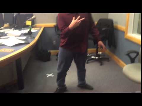 Jeff Deminski shows off his zombie walk - YouTube