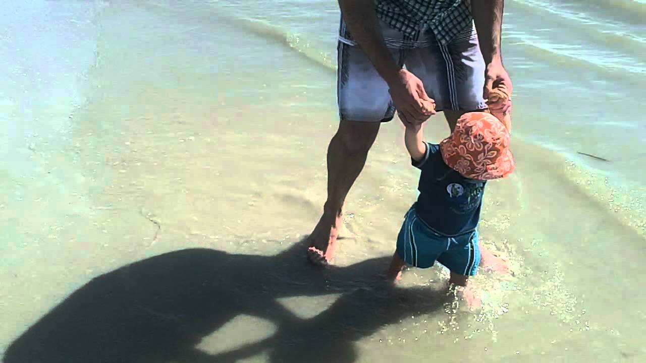 Nov 5/11 - Grayson at the beach - YouTube