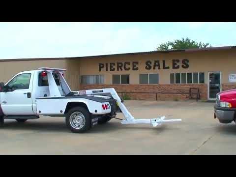 Dynamic 701 on a Ford 450 - YouTube