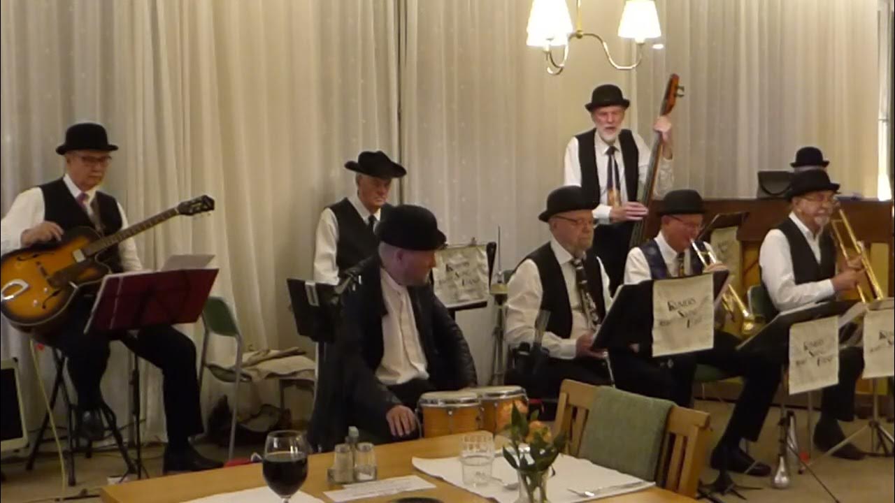 Reimers Swing Band i Fredhäll - YouTube