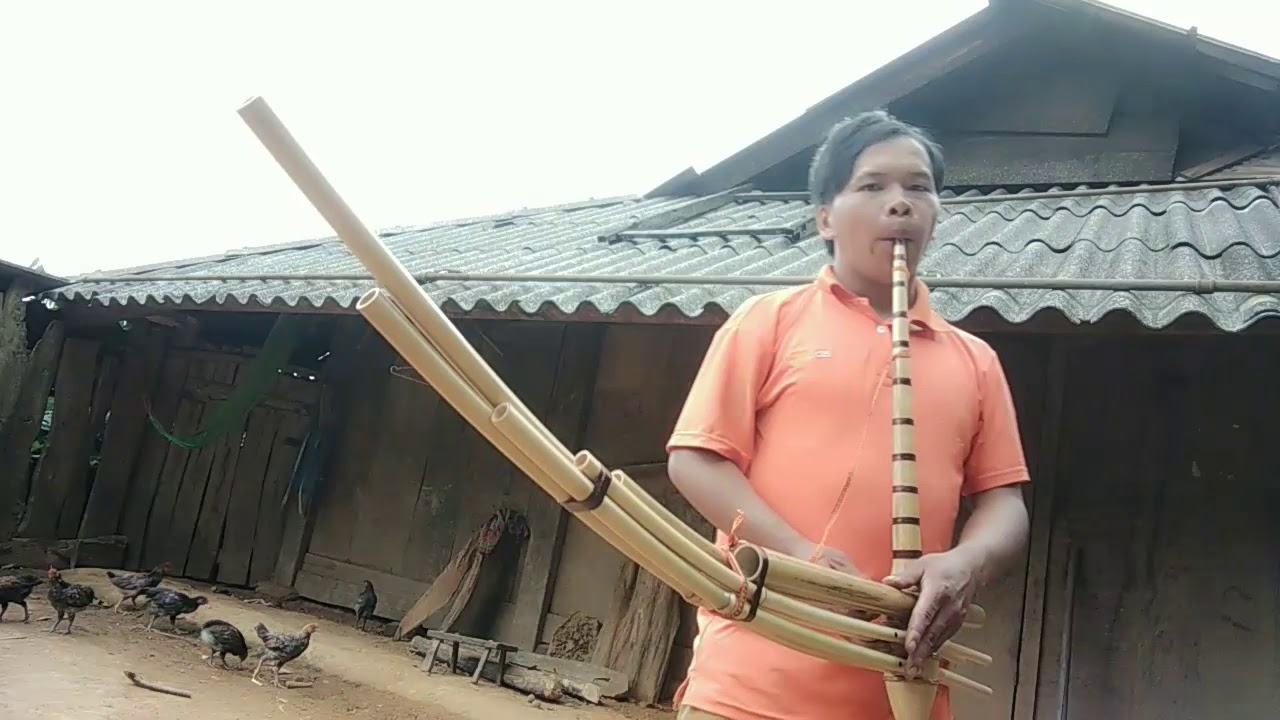 Qhia qeej saum qeej - YouTube