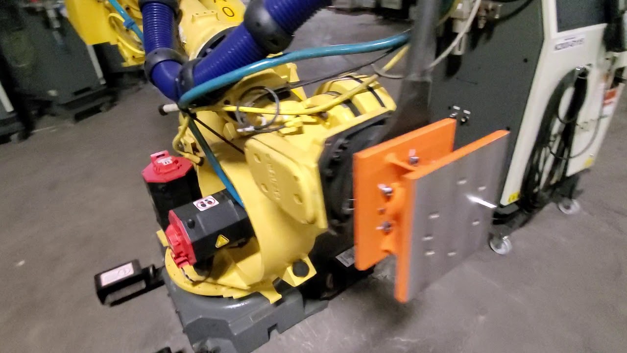 Fanuc R-2000iA Robot - Visual Inspection - YouTube