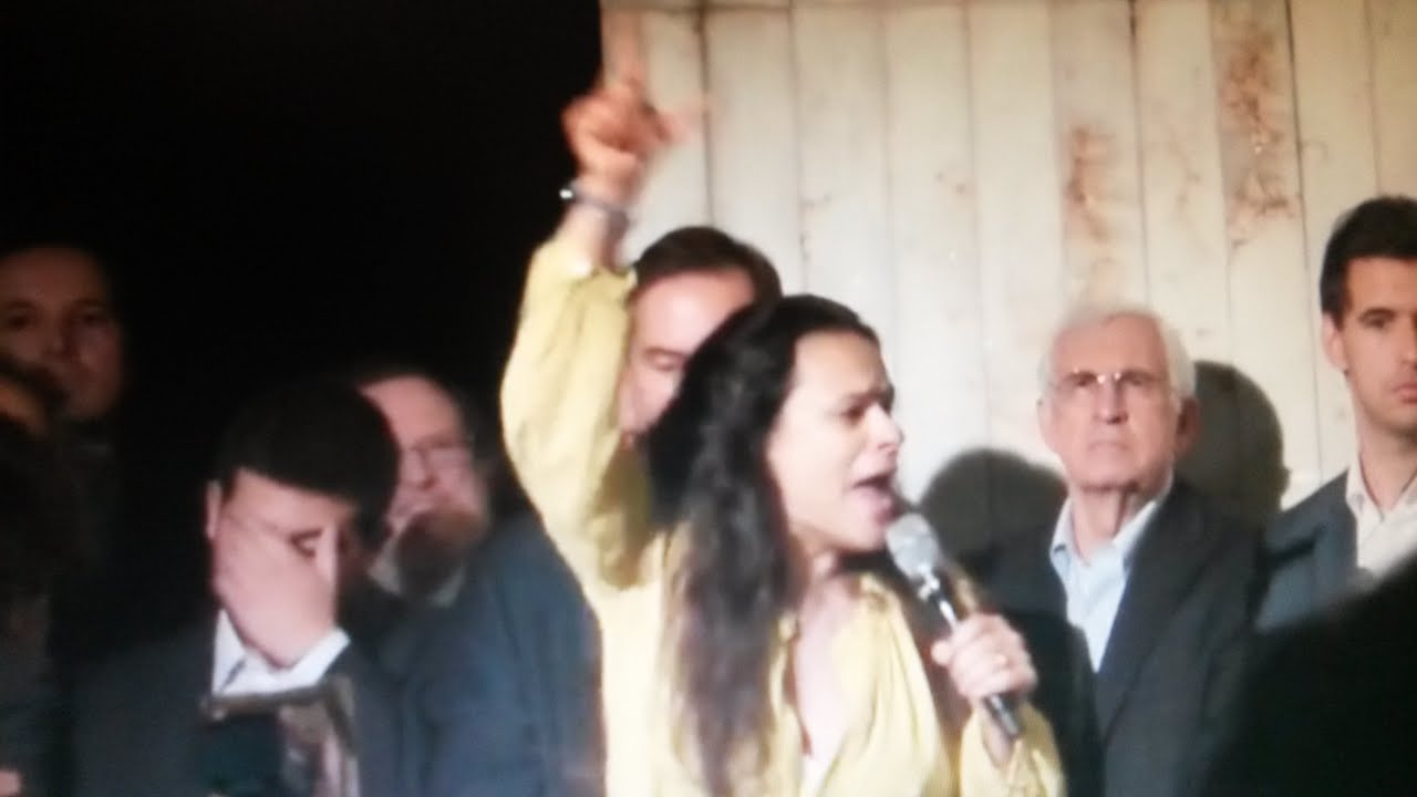 Janaína Paschoal Menina Pastora Pregando Jesus de Nazaré! - YouTube