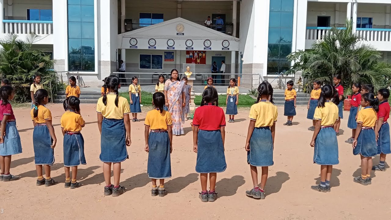 BULBULS GREETING PRACTICE## DVS School#Bharamasagara..... - YouTube