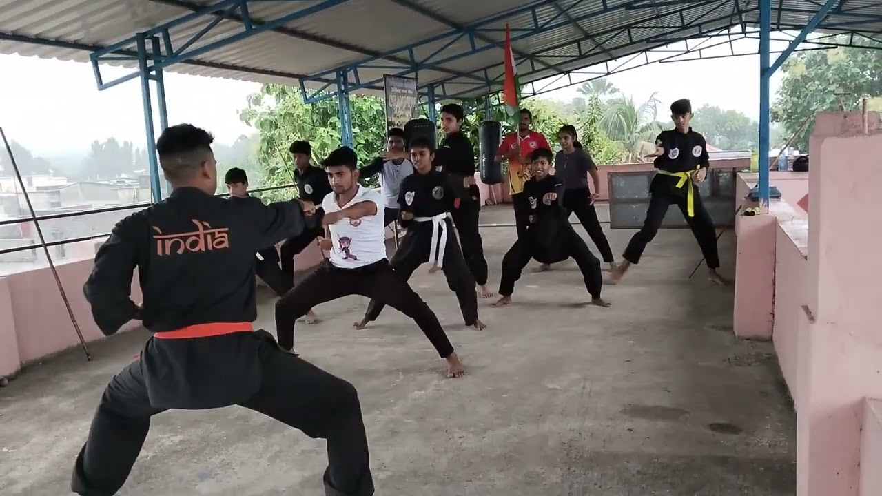 PENCAK SILAT PRACTICE - YouTube