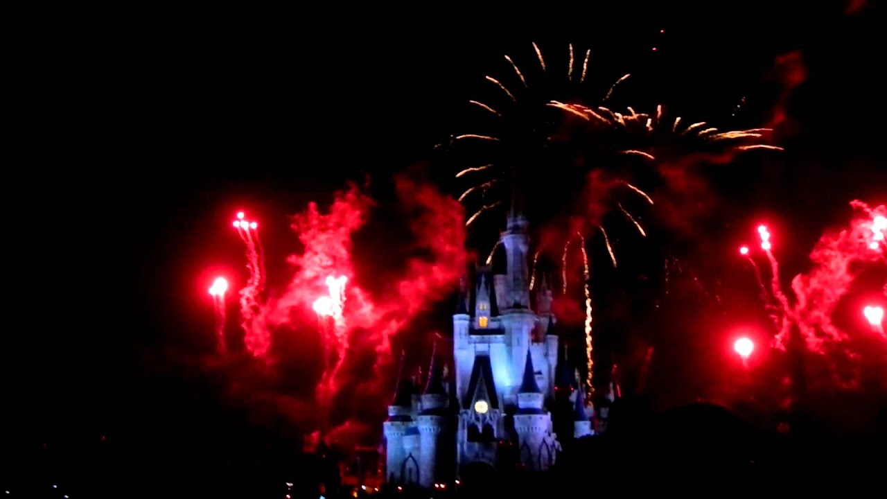 Disney Magic Kingdom - Christmas Party - YouTube