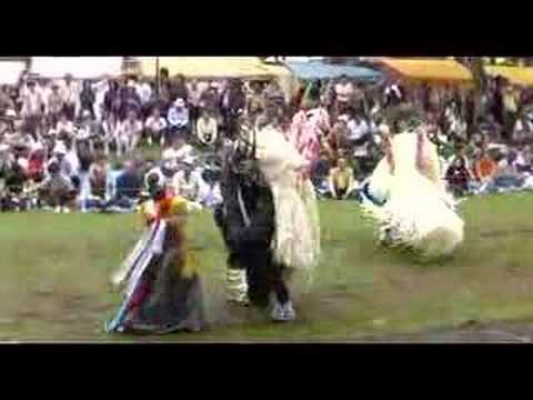 Many Japanese girls -- sword fight -- traditional culture - YouTube