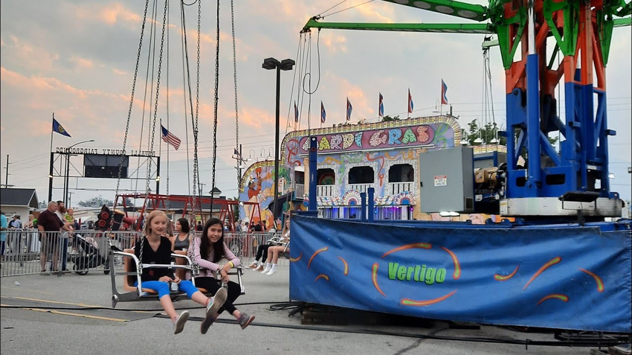 Sky swing on ride at fairground Hamilton mt 2022 first experience - YouTube