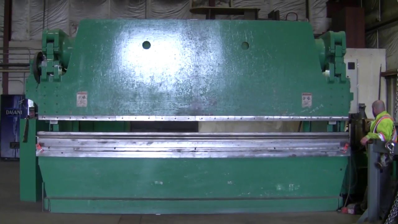 Accurpress 400 Ton x 16 Ft - YouTube