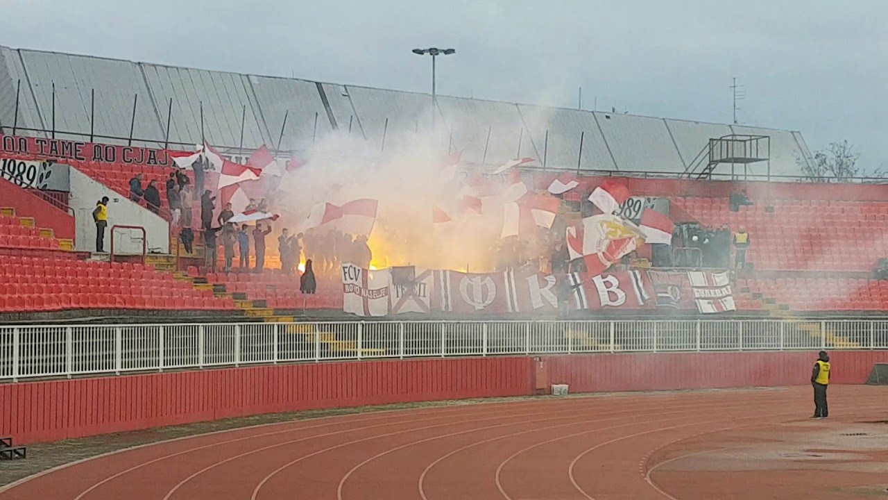 FK Vojvodina:FK Mladost(2-1) - YouTube