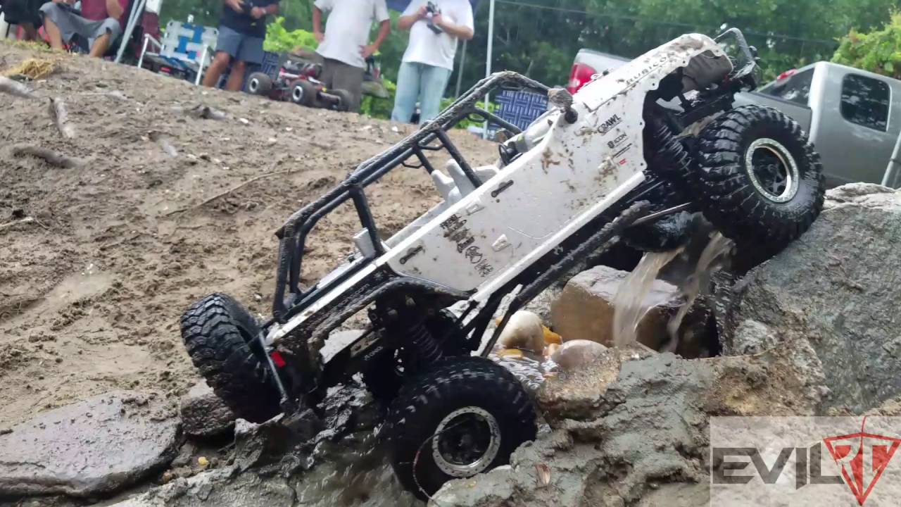 EVIL RC - RC Crawler Bash 7/16 - YouTube