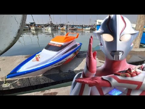 Cerita Seru Ultraman sambil Bermain Perahu Speed Boat #mainananak # ...