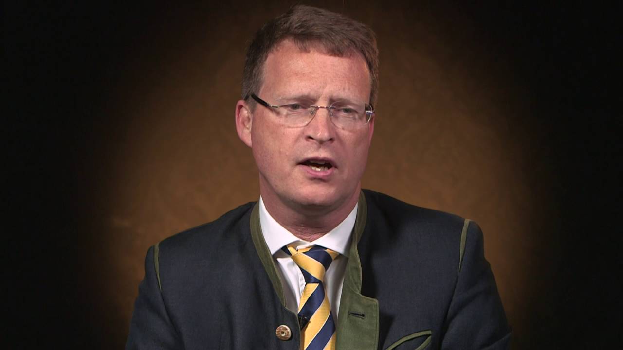 Tim Vince - Lessons in History - Ernst Biberstein - YouTube