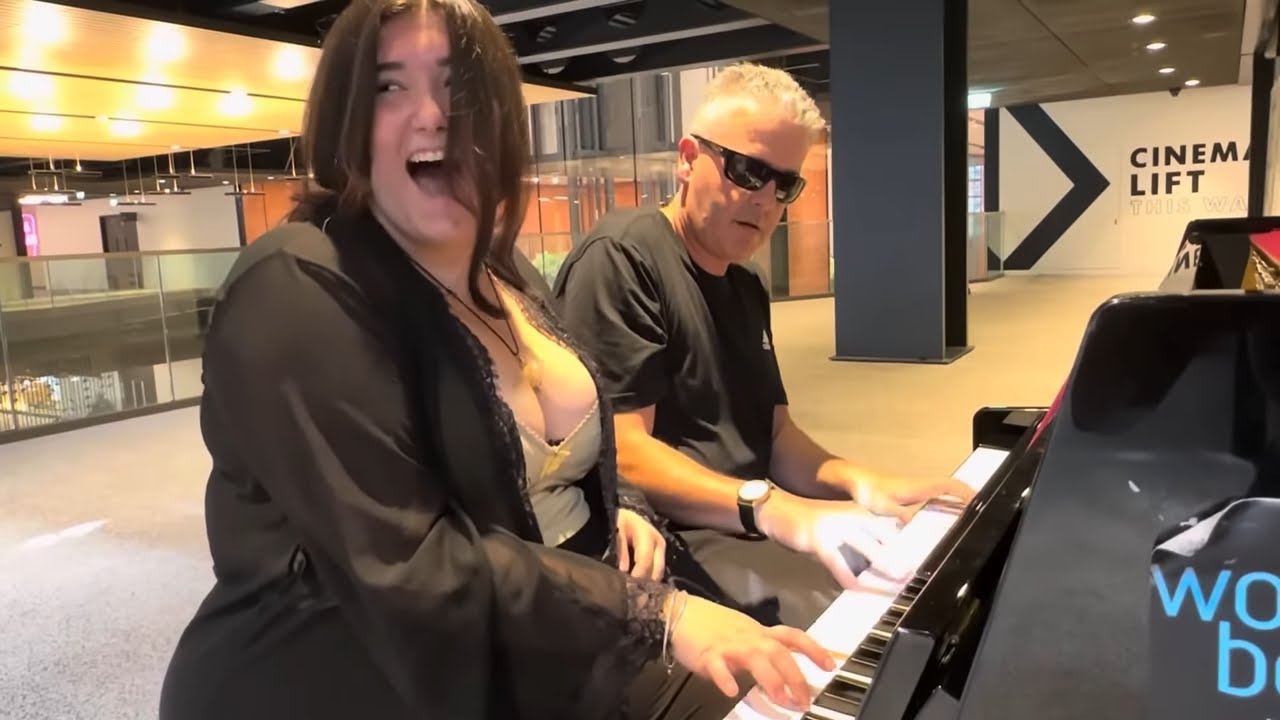 How To Make A Happy Piano Girl Gasp With Surprise - YouTube