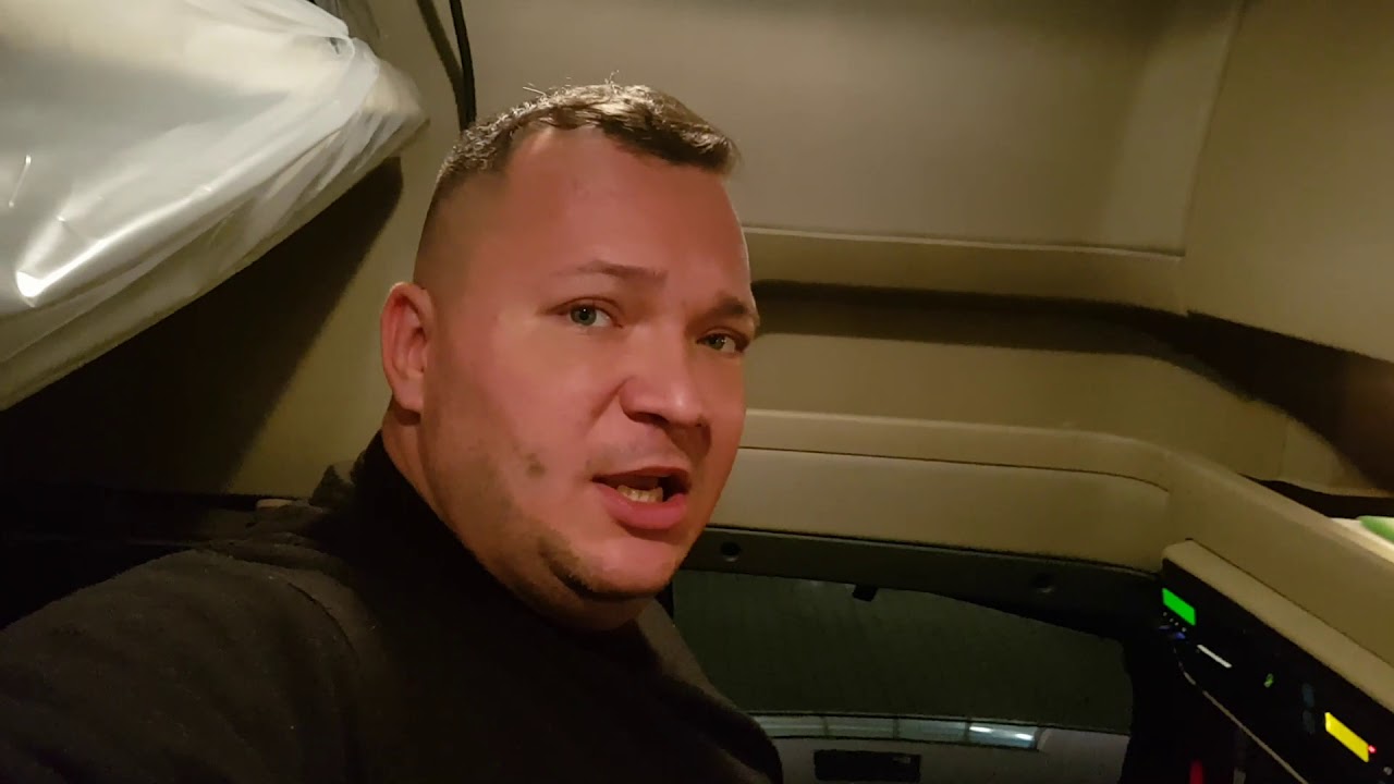 SCANIA "Crown edition" od środka... - YouTube