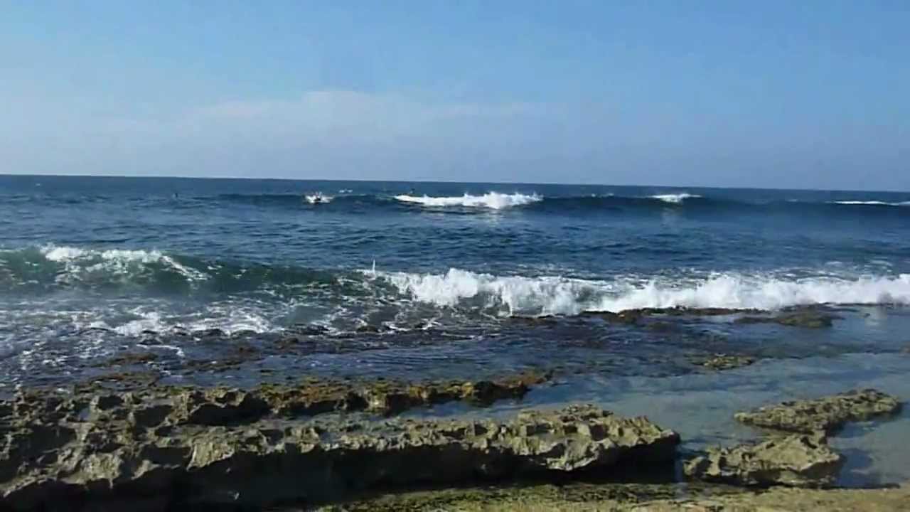 Boka Playa Kanoa - Wave Surfing & Stand Up Paddeling (SUP-pen) - YouTube