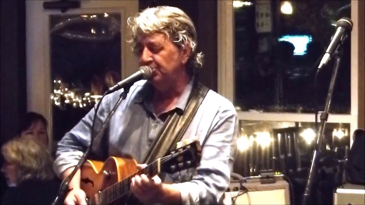 The Carolyn Kelly Blues Band - YouTube