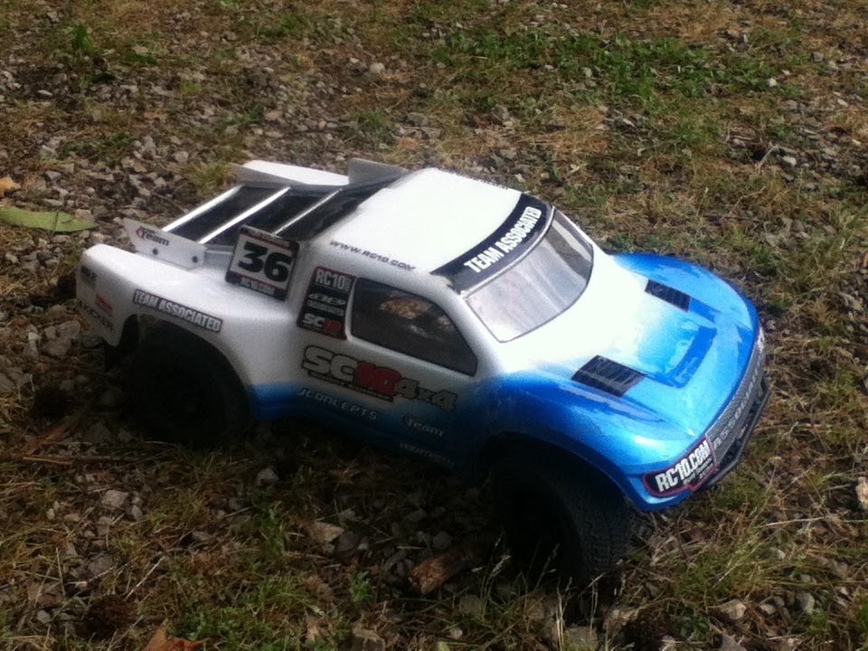 Factory Team SC10 4x4 - YouTube