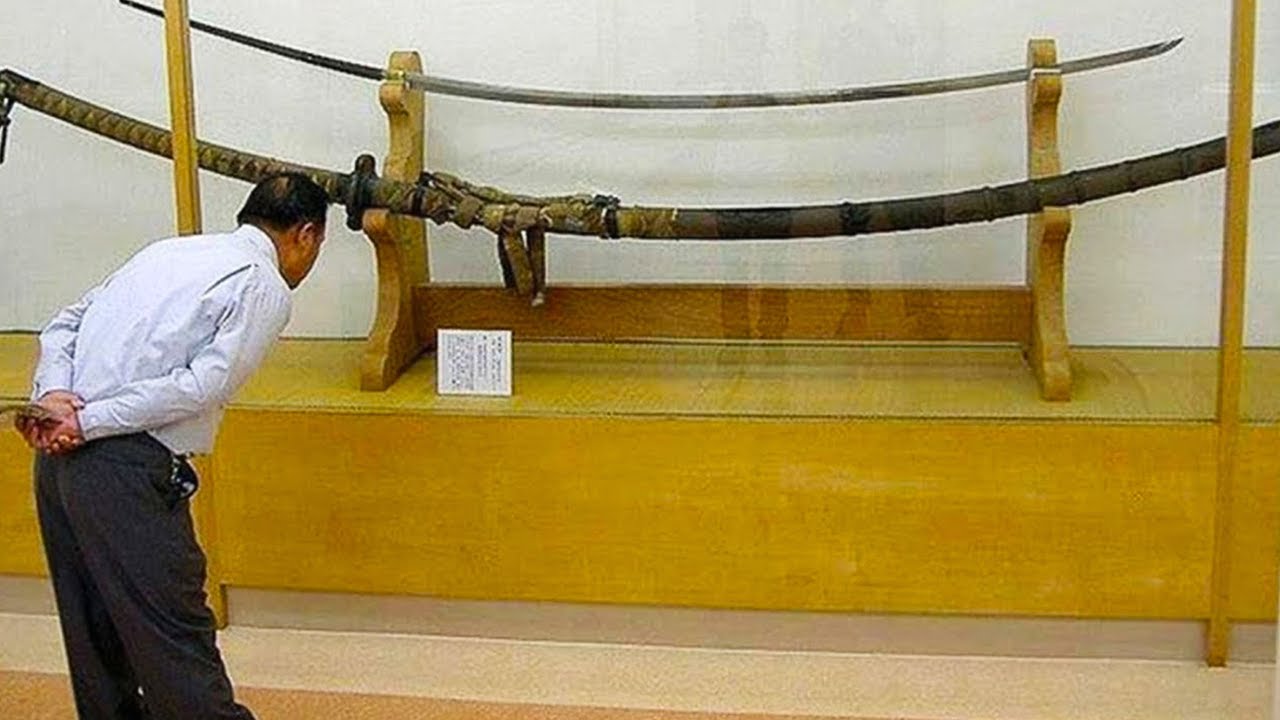 15 Most Legendary Swords That Actually Exists - YouTube