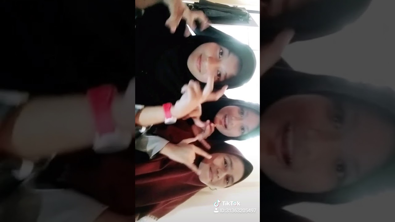 Tik Tok Putri Namlea - YouTube