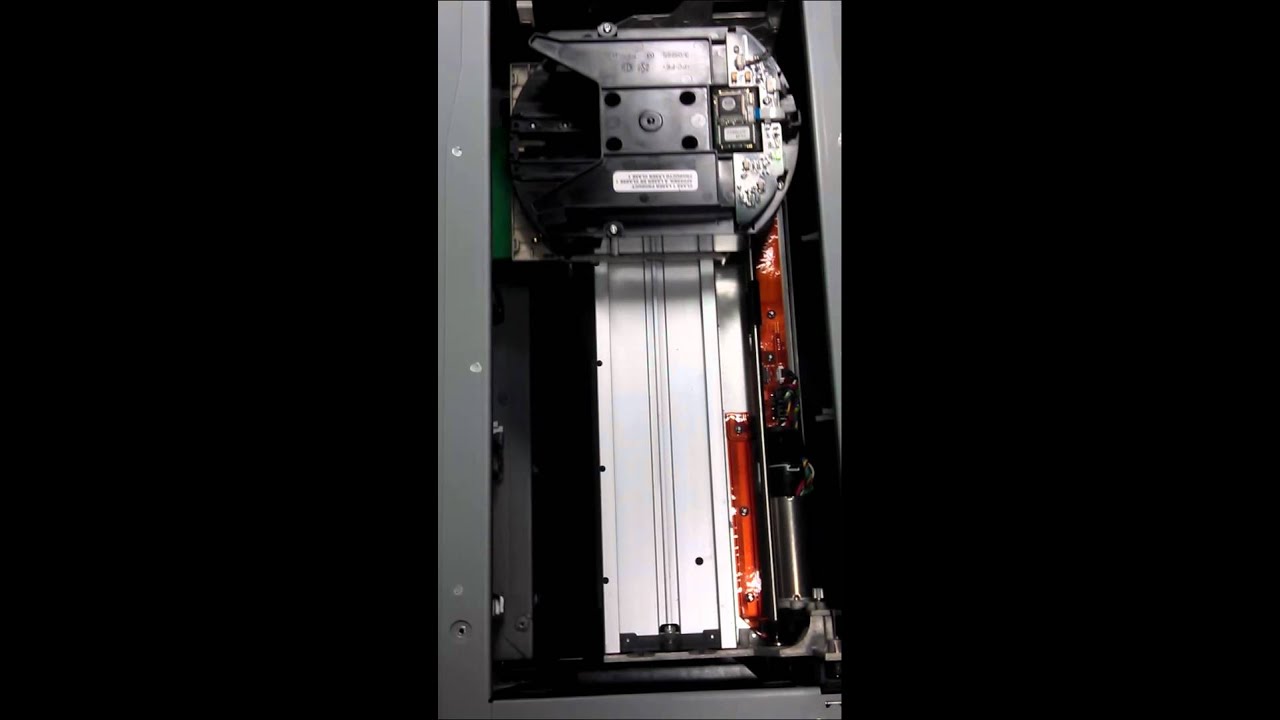 Robot IBM TS3310 Library full Inventory.3gp - YouTube