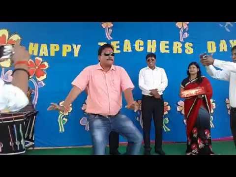Dil Kare Chu Che Desi By Arwaz