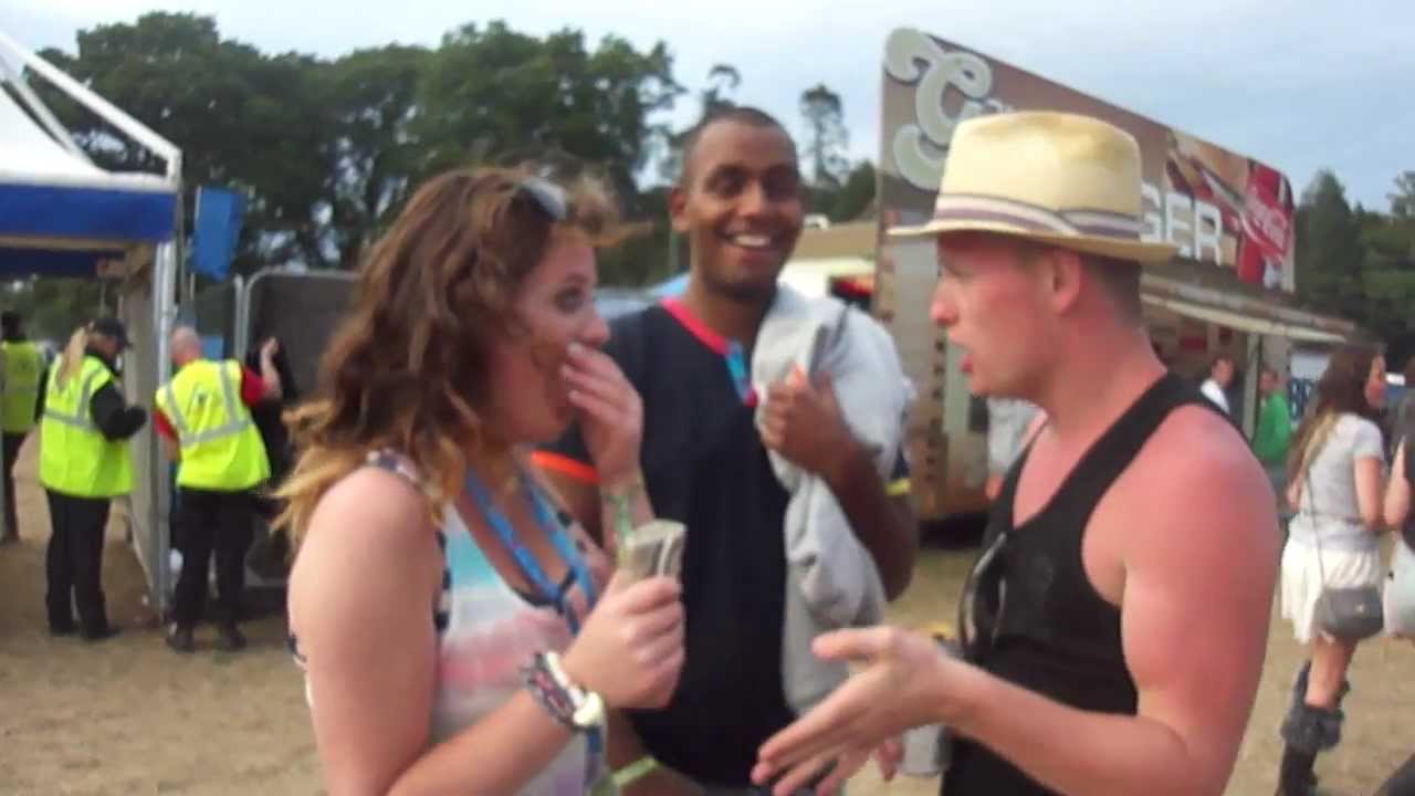 V Festival 2011 - Live Interview - Weston Park - YouTube