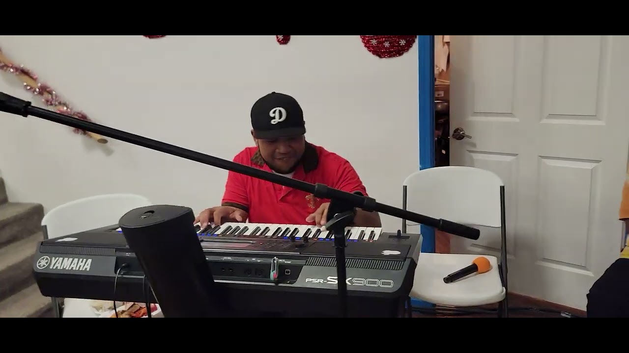 JATU BAND KAMOLO HAPPY NEW YEAR ÑAN AOLEP - YouTube