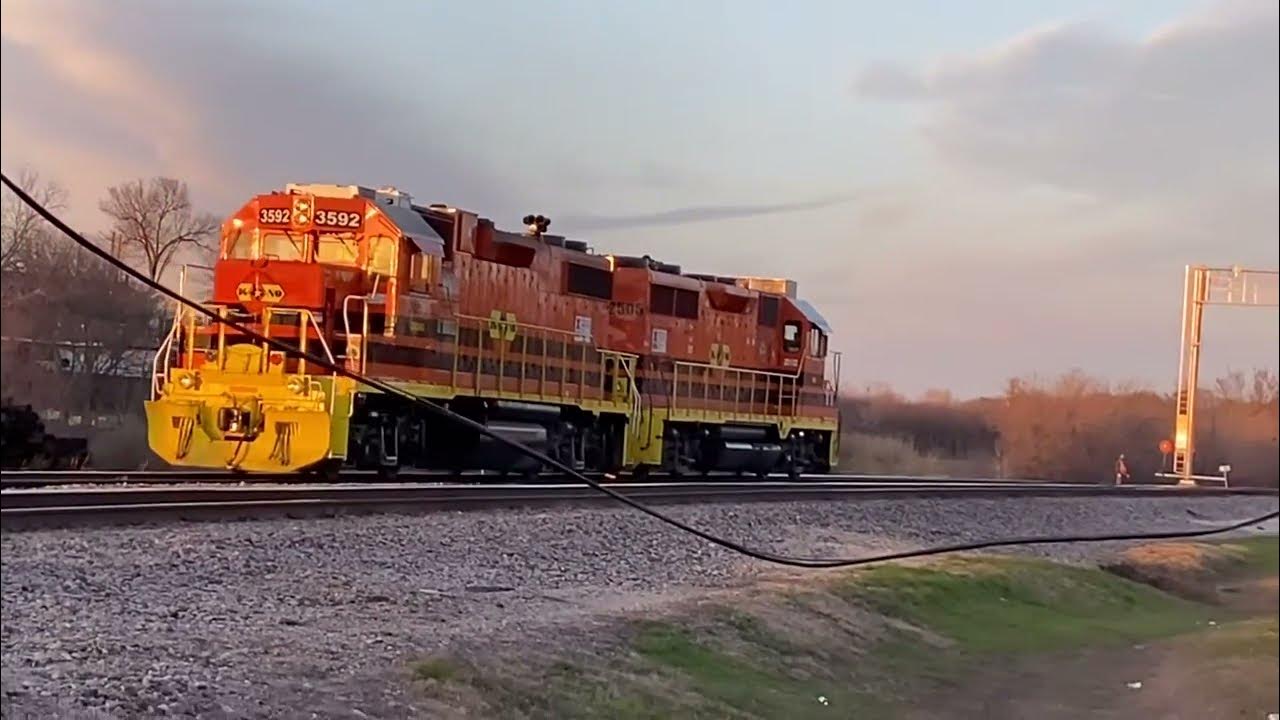 DGNO 2505 & 3592 N Denton Dr Railroad Crossing Downtown Carrollton TX - YouTube