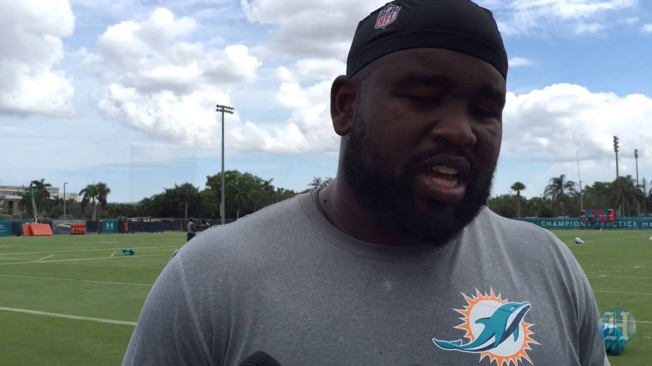 Jacques McClendon practices with Miami Dolphins starters - YouTube