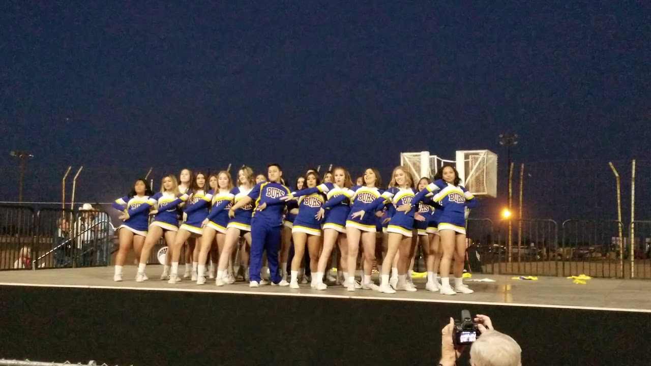Brawley Cheerleaders High School Madness 2019 - YouTube