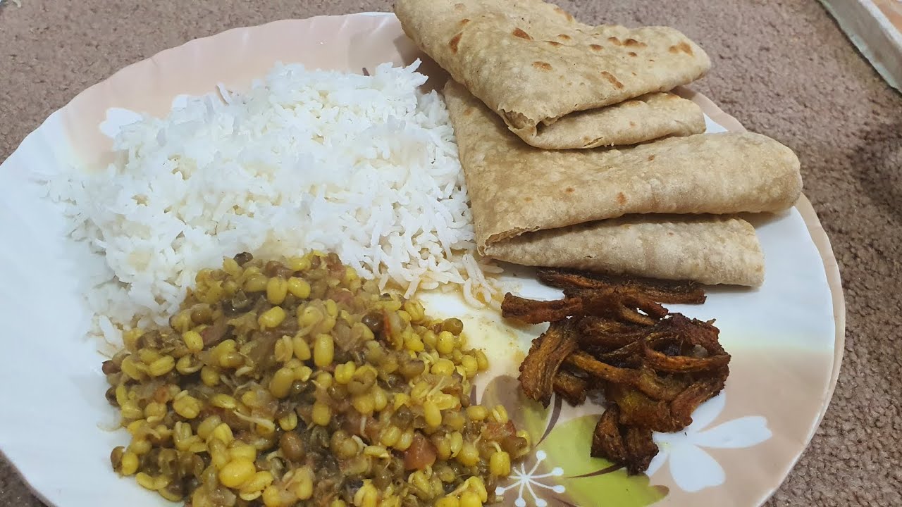 HARE MOONG KI SABZI.#homecookedfood #desifood - YouTube