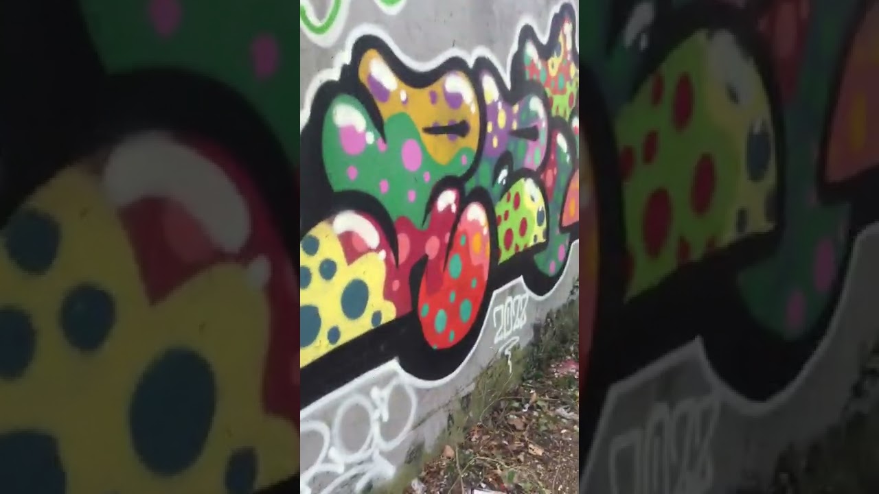 Crew Sessions - short clip of todays & Tuesdays graffiti wall - YouTube
