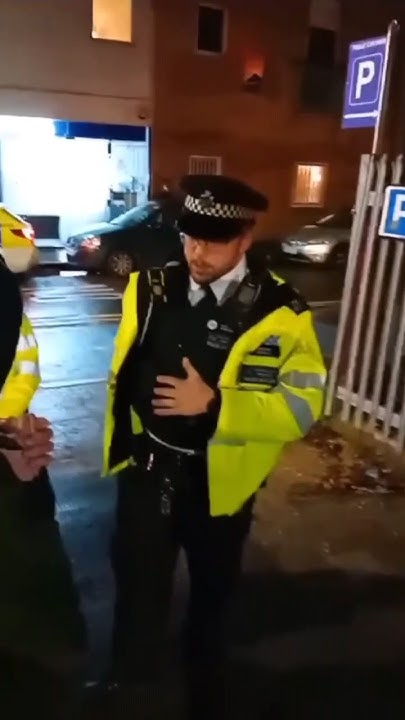 Metropolitan Police Caught Abusing Their Powers Over A Civil Matter #audit #policeuk - YouTube
