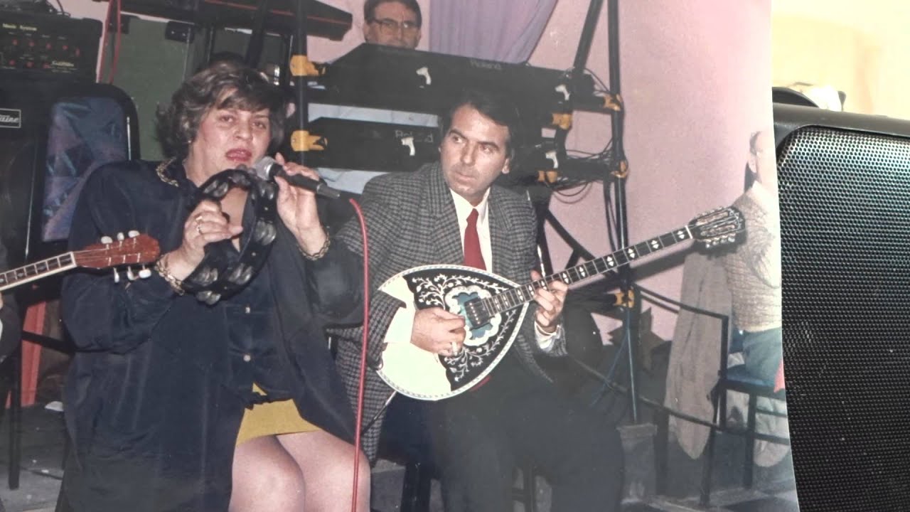 ΒΙΝΤΕΟ, ΤΡΙΤΗ ΠΕΜΠΤΗ ΜΑΚΑΡΟΝΙΑ -ΠΑΙΖΟΥΝ ΤΑ ΗΛΕΚΤΡΙΚΑ ΜΠΟΥΖΟΥΚΙΑ ΤΟΥ ...