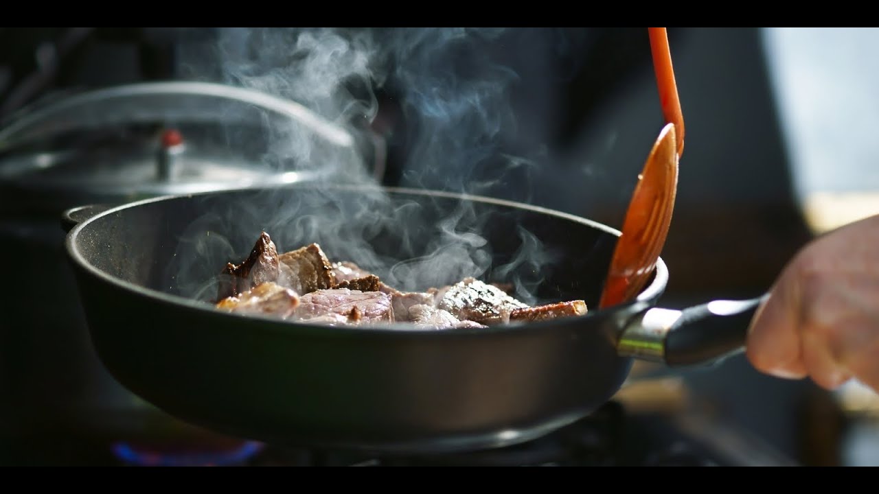 Superb 6 New Ways of Frying Pan Usage - YouTube