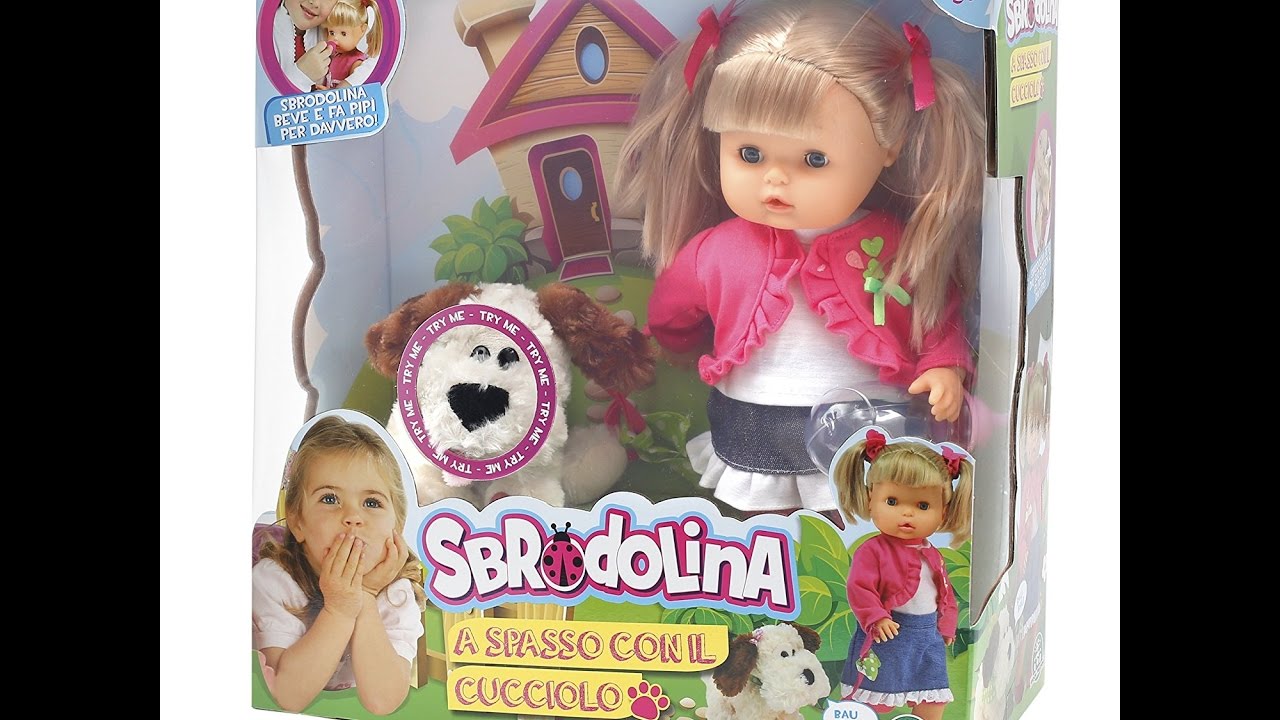 Sbrodolina a spasso con il cucciolo - YouTube