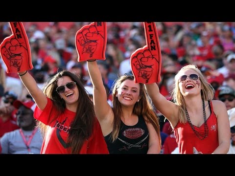 NFL cashing in on female fan base - YouTube