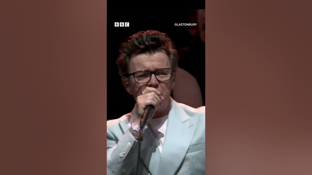 Rick Astley & Blossoms perform The Smiths' This Charming Man at Glastonbury Festival | BBC Radio ...