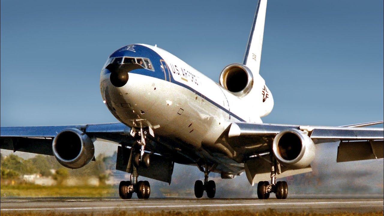 FROM AIRLINER TO MILITARY TRANSPORT - The Evolution of Military ...