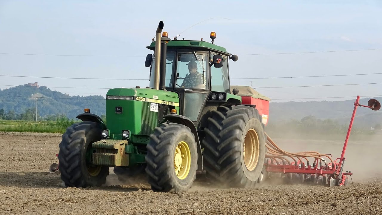 **MOTOR SOUND** John Deere 4250 | Gaspardo Pinta 5 m. - YouTube