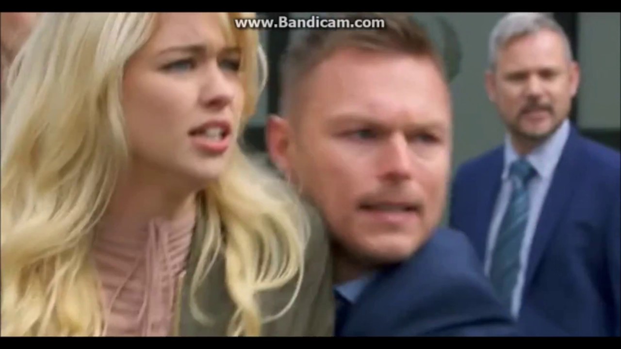 Hollyoaks - Holly goes for Nick - YouTube