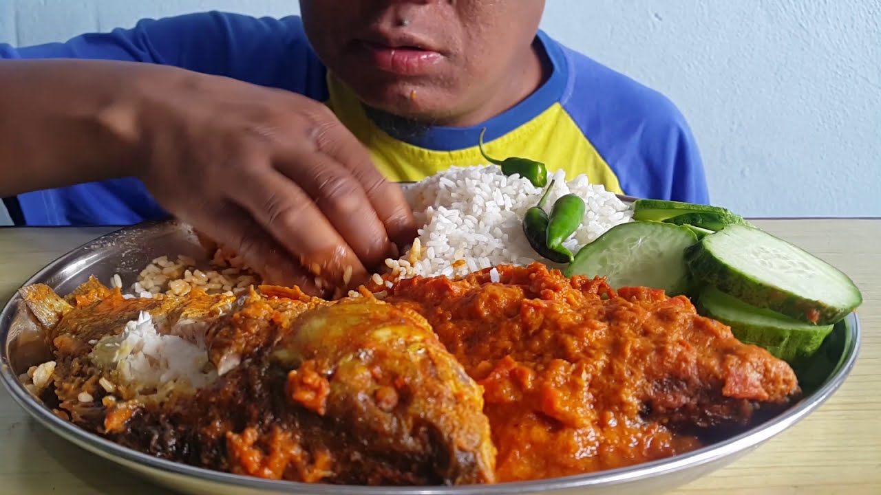 Eating --Spicy Fish -Curry with Rice .#Raj's Food House - YouTube