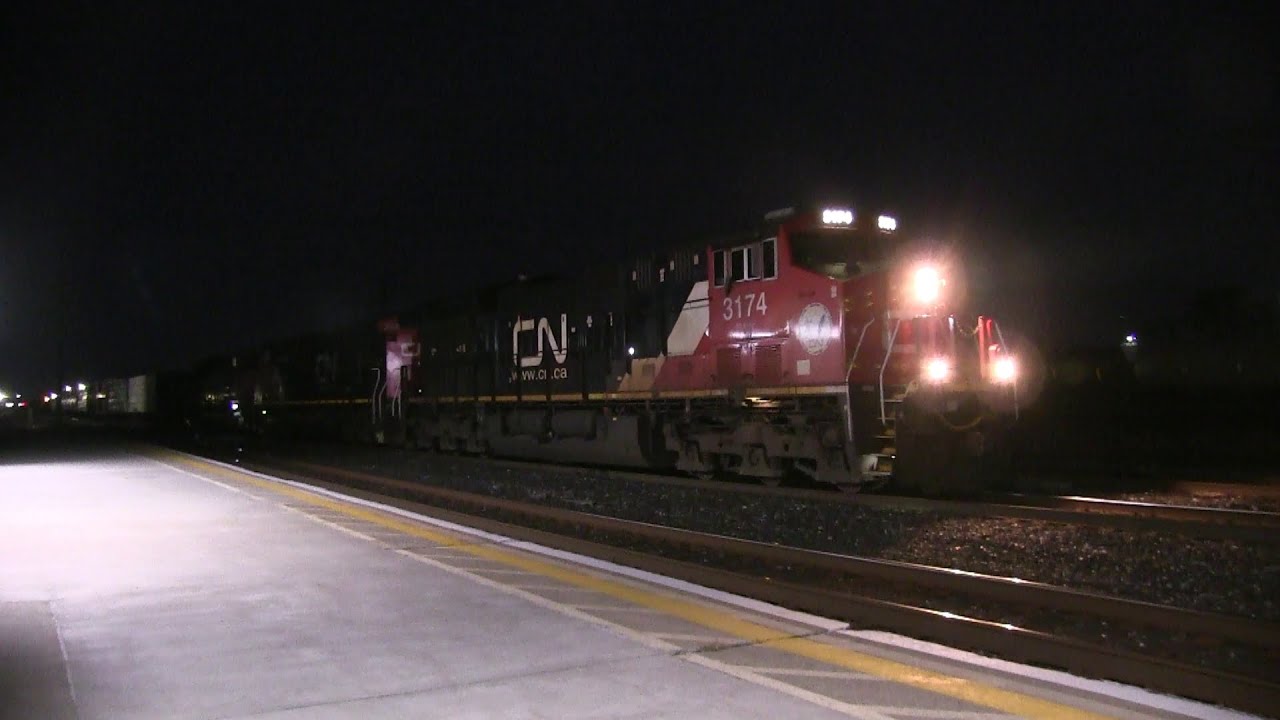 CN M485 Manifest Train CN 3174 CN 2249 & CN 8827 Locomotives Strathroy ...