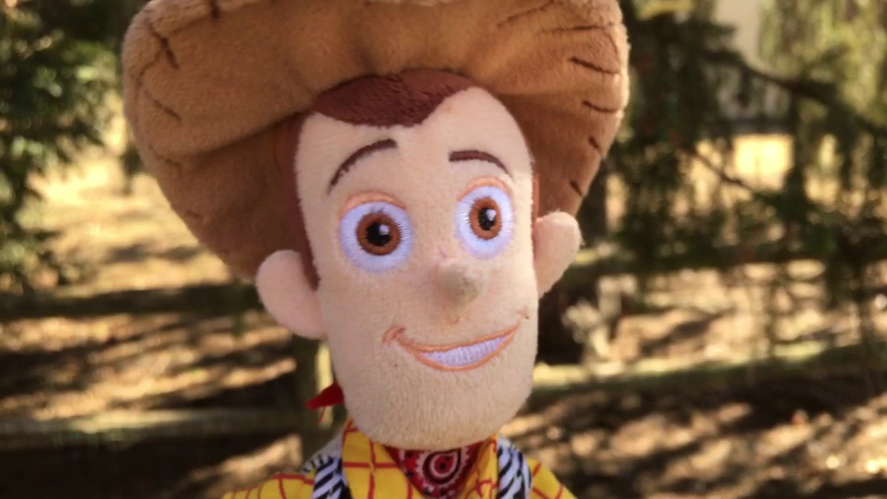 Man VS Fryld: Episode 1: The Fry Hunter - YouTube