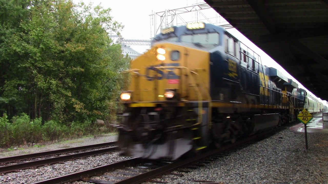 CSX Freight Train By Selma NC - YouTube