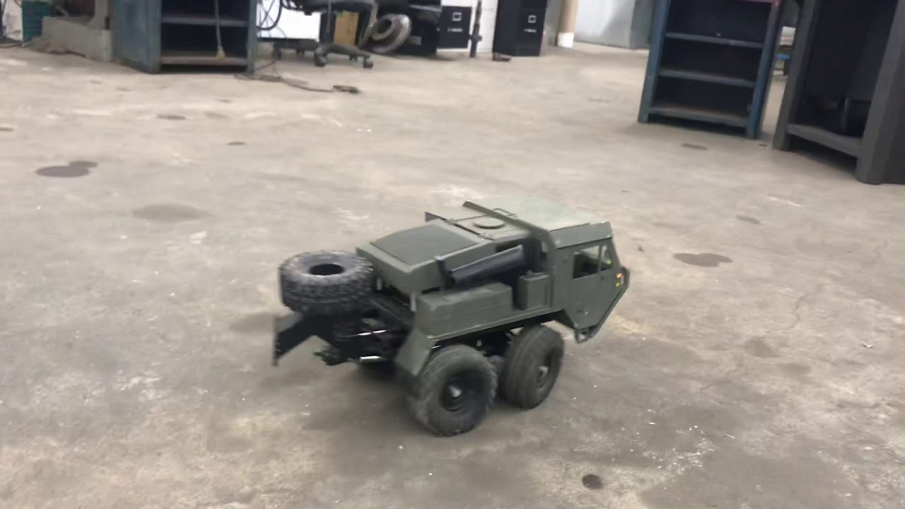 Oshkosh Mk48, no trailer RC goodness. - YouTube